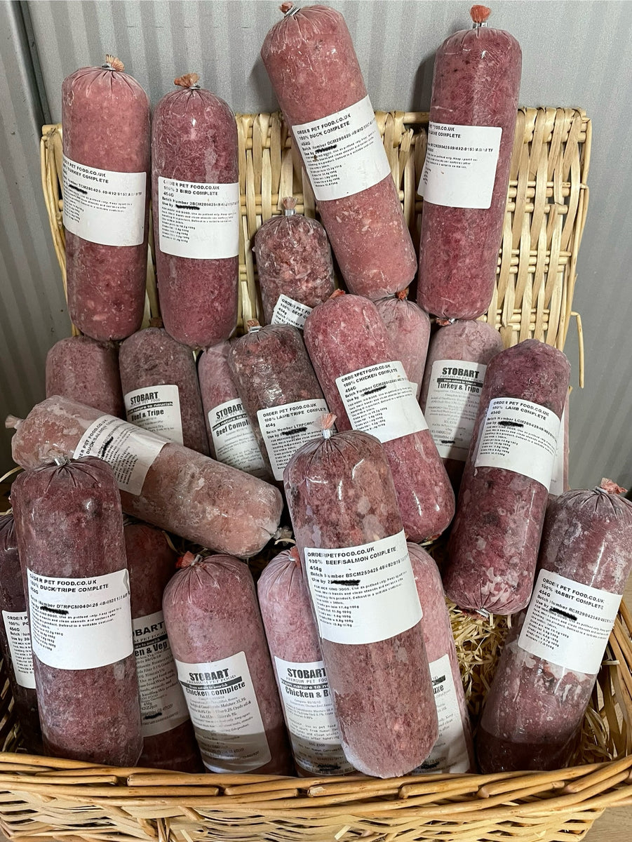 A mixed pack of 80/10/10 minces - Yorkshire Raw and Stobart Premium Ra ...